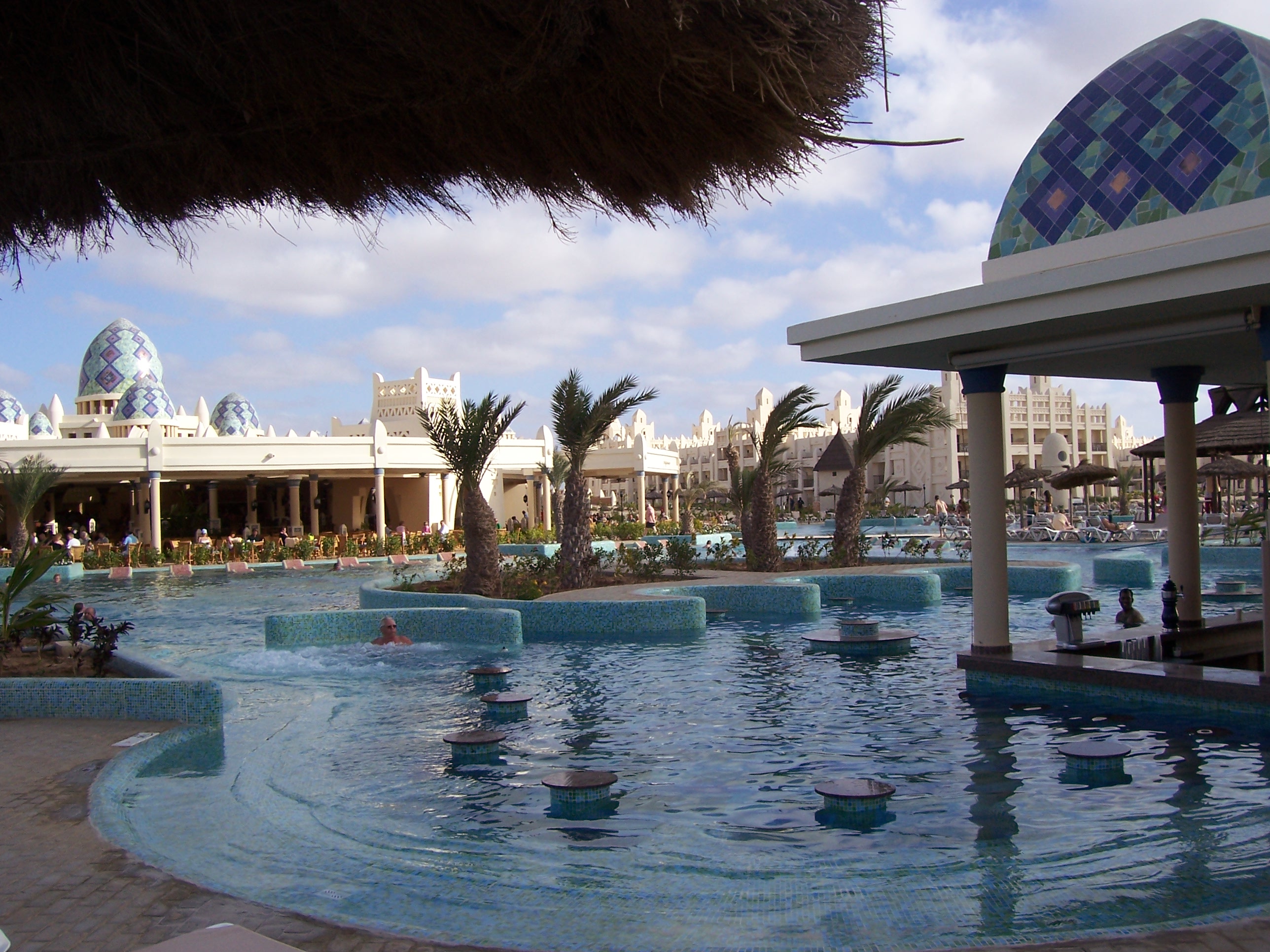 The 18 Coolest Swim up Bars Around The World the-18-coolest-swim-up-bars-around-the-world