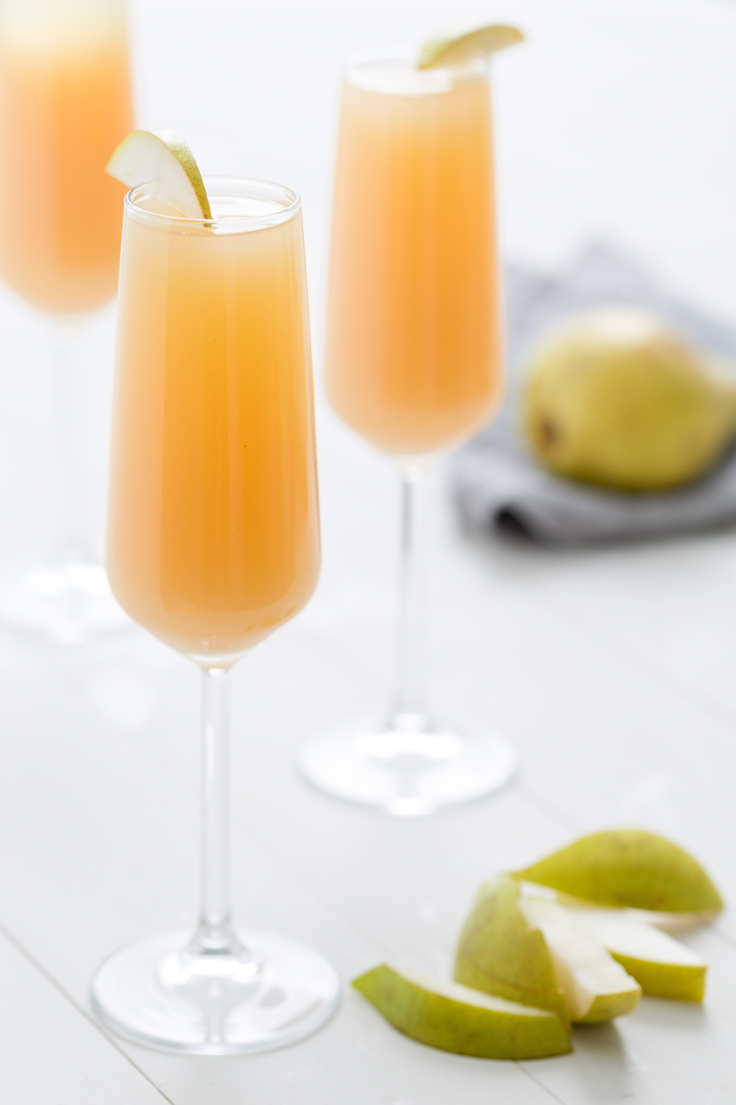 19 Easy Champagne Cocktails Drink Recipes With Champagne Delish 19-easy-champagne-cocktails-drink-recipes-with-champagne-delish
