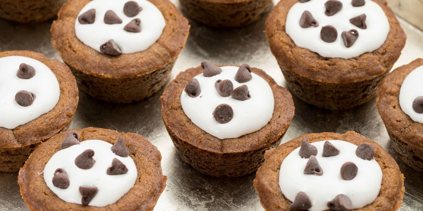 Gingerbread S mores Cookie Cups Best Holiday Cookies Delish