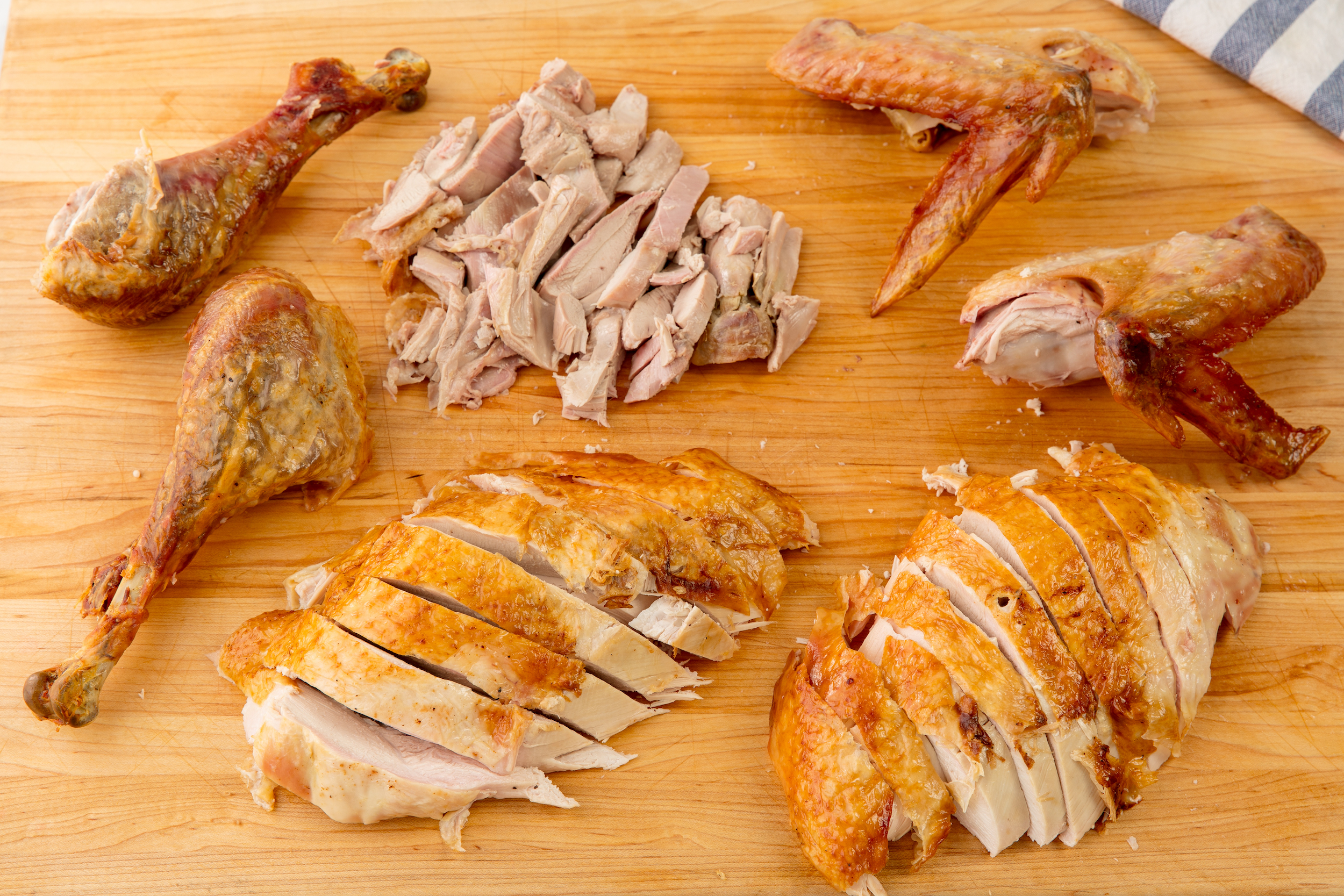 How To Carve A Turkey Best Way To Carve Thanksgiving Turkey Delish