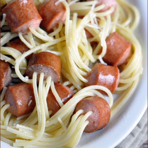 Spaghetti Hot Dogs CREAMY CHEEZEE TJ HOTDOG PASTA