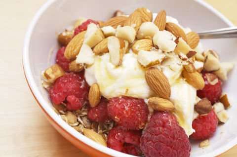 9 Ways You’re Eating Breakfast Wrong – Breakfast Hacks