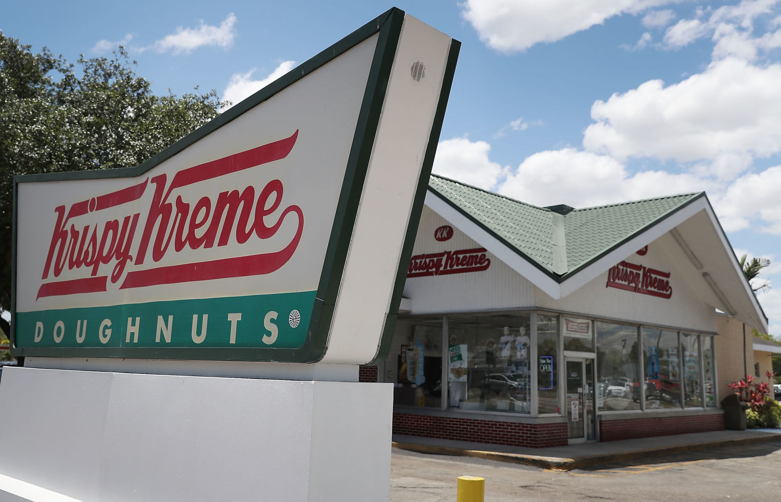 11 Things You Didn't Know About Krispy Kreme - Delish.com