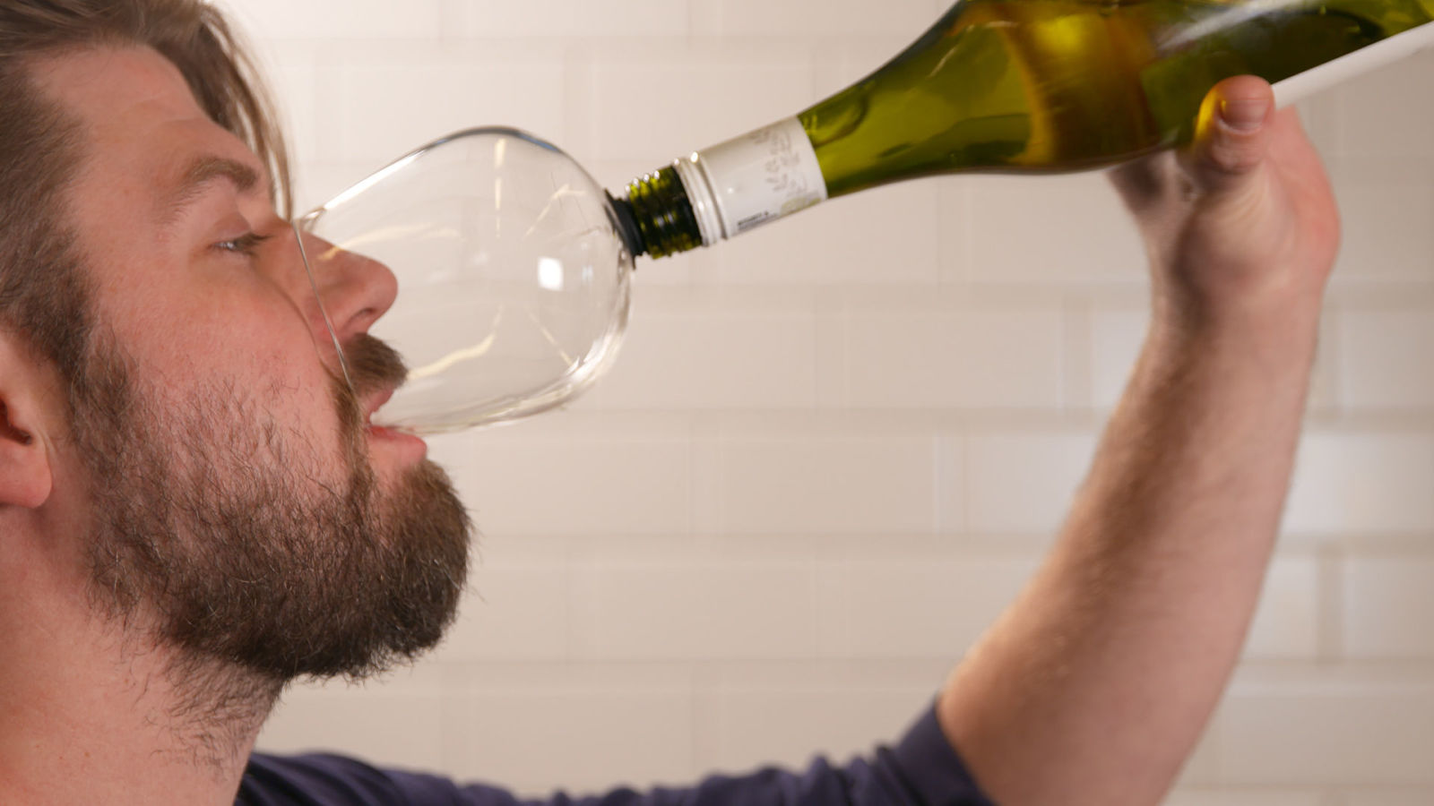 How The Guzzle Buddy Wine Glass Became A Viral Hit - Delish.com